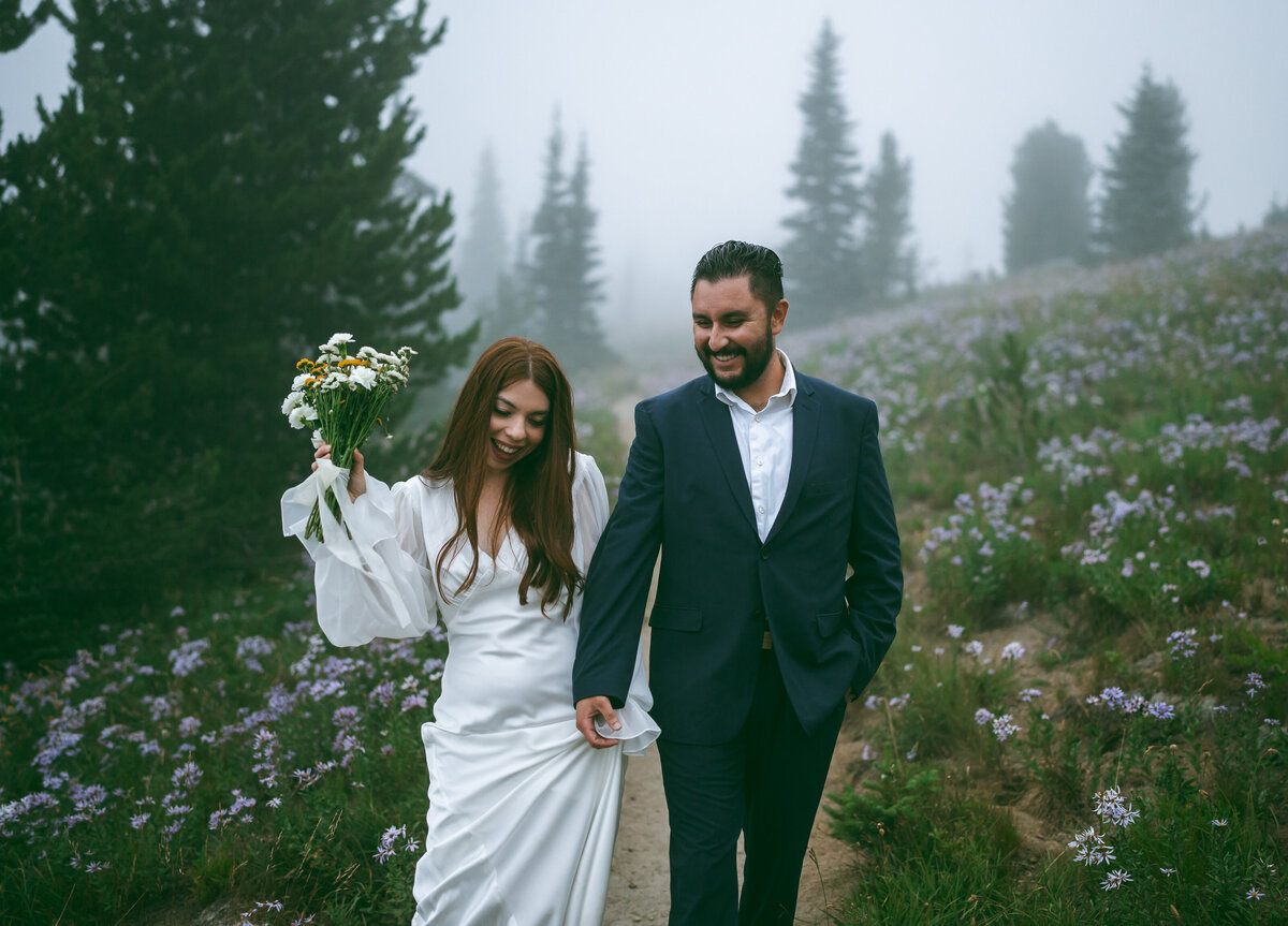 Elopement Photographer and Planner | Anna Harrington