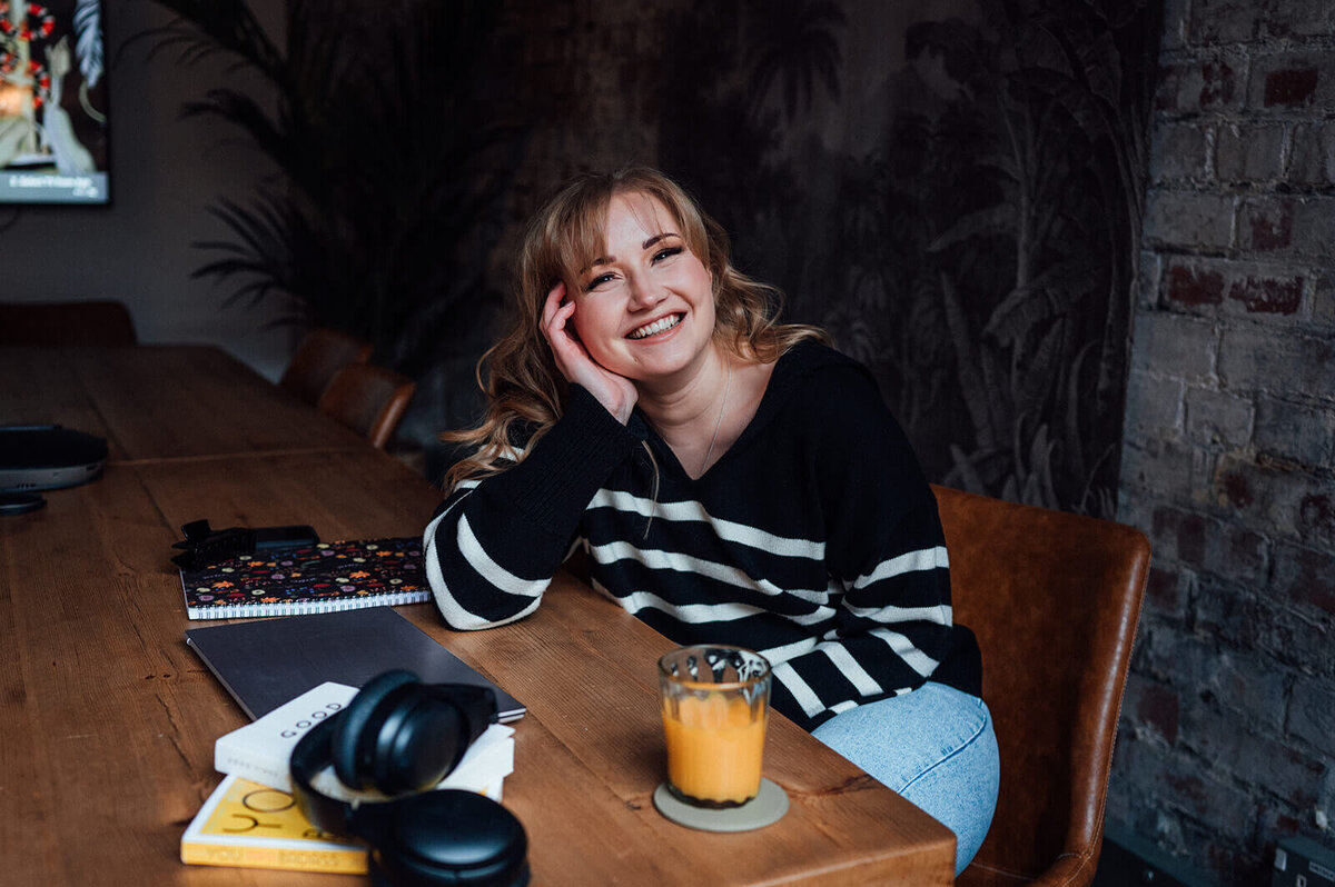 Contact The Genie VA | Creative Virtual Assistants