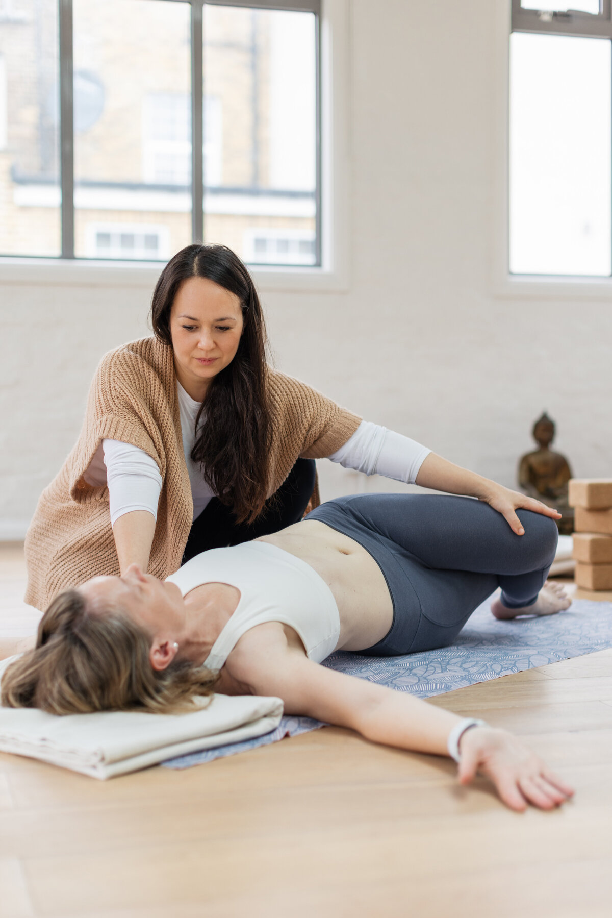 Private Yoga classes in London and online.