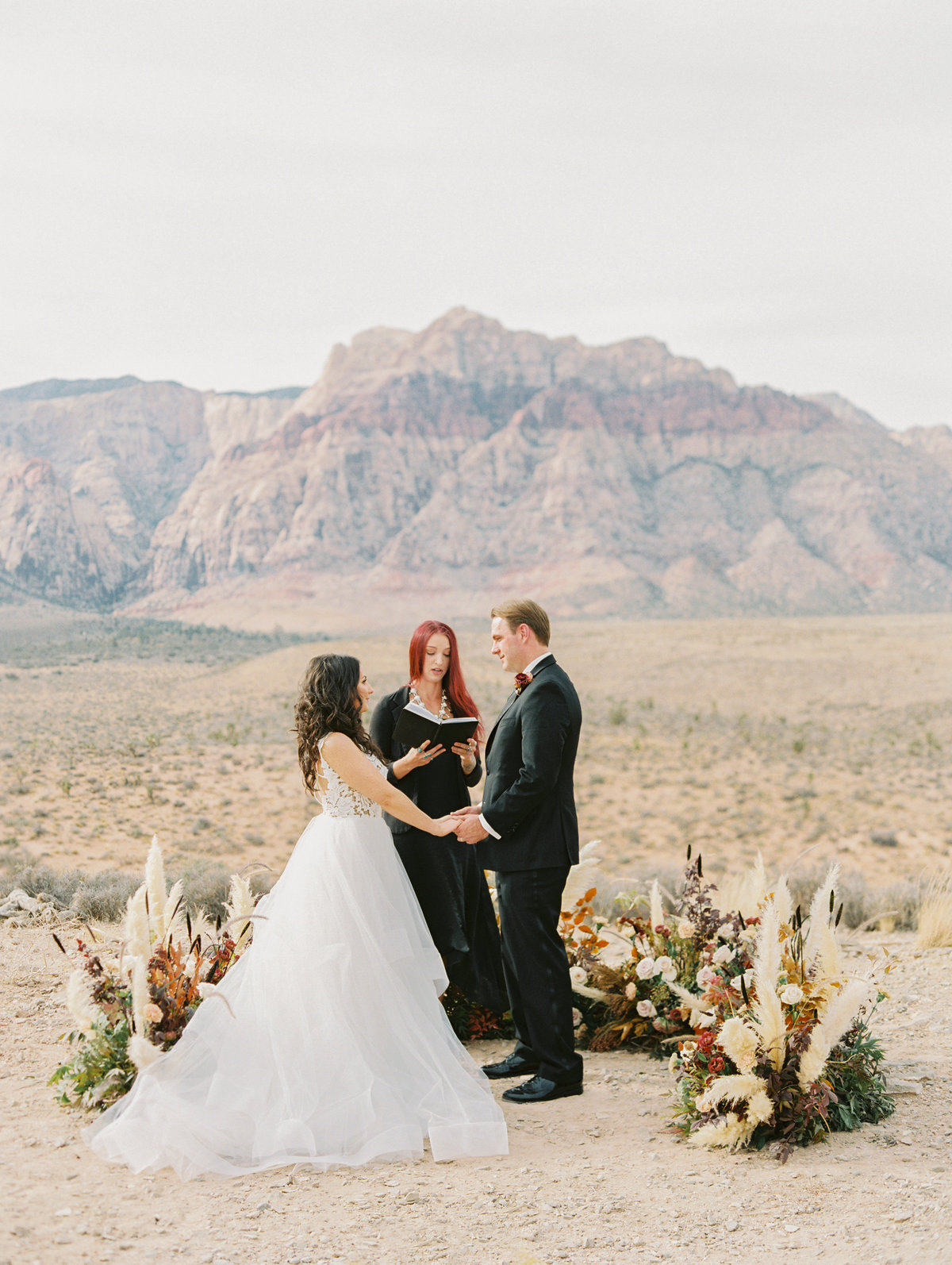 Elopement Las Vegas l Upscale Desert Weddings