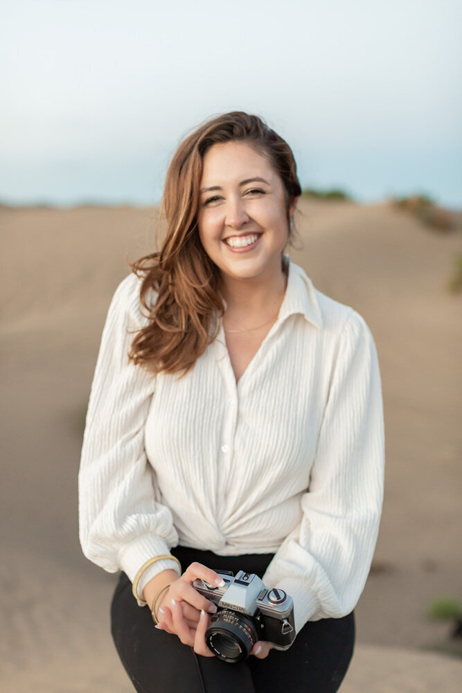 About the Artist - Kaci Lou