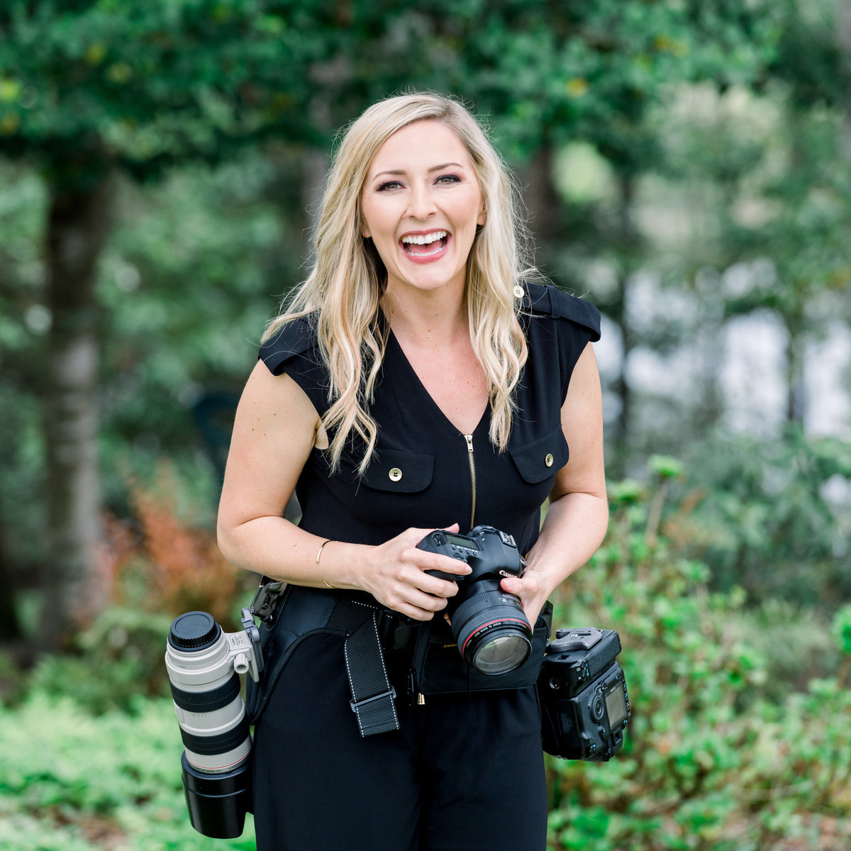 Contact Leigh Wolfe | Wedding Photographer for Joyful Brides