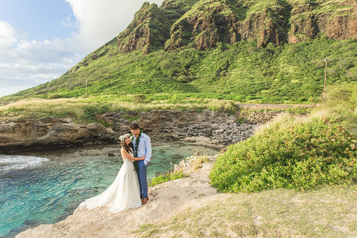 View Oahu Wedding Photography by Top Wedding Photographers in Oahu, HI