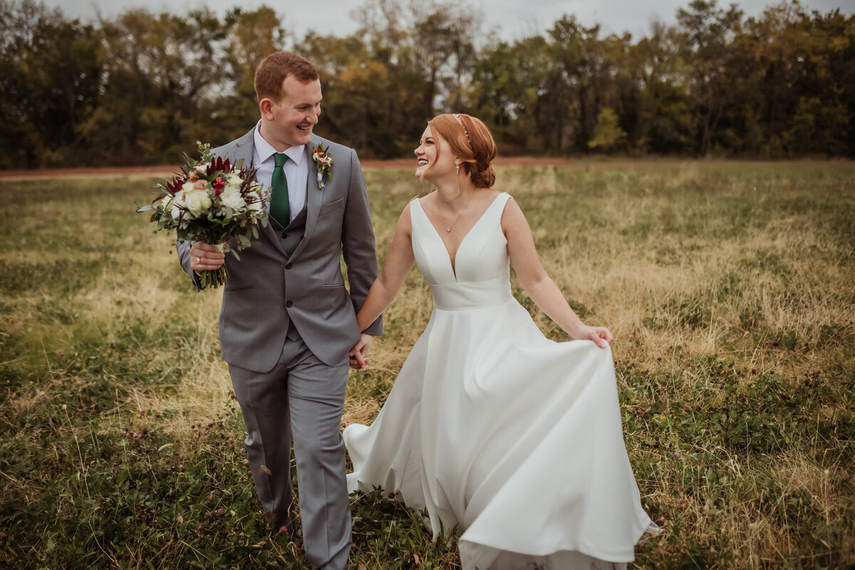 Hallie Fry Photography - Wedding Lifestyle Photographer