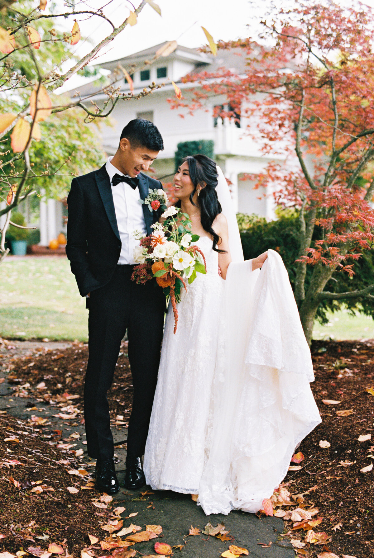 Hailee Rawson | Oregon Film Wedding Photographer