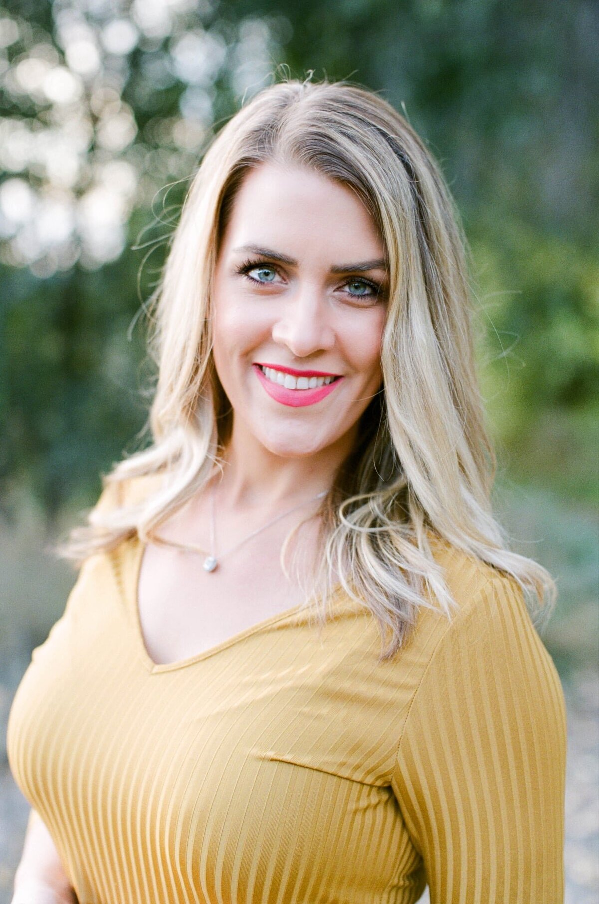 Uncovered | About Nichole | Journalist | Uncovering Stories of Shame