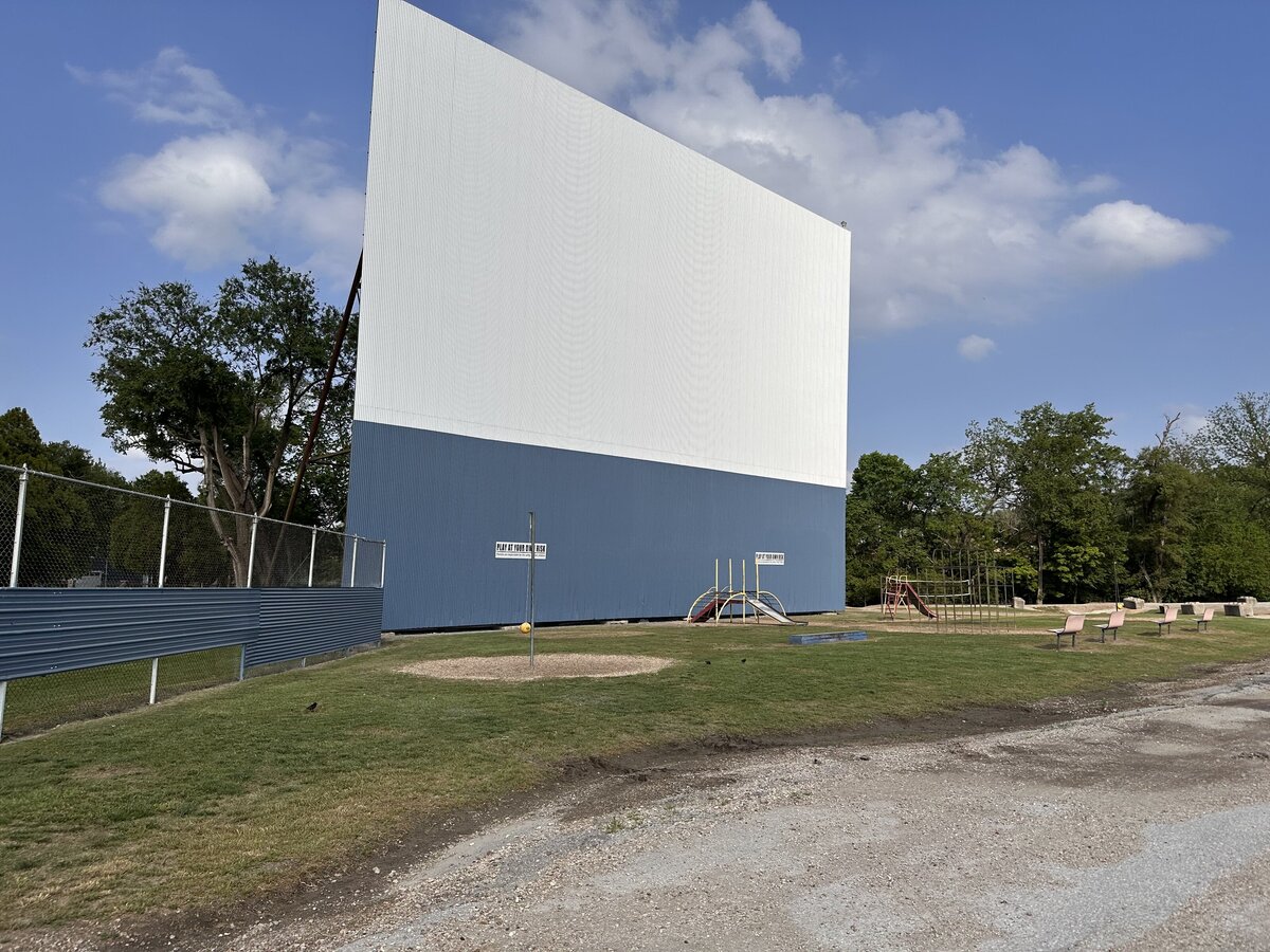 Coming Soon | Boulevard Drive-In