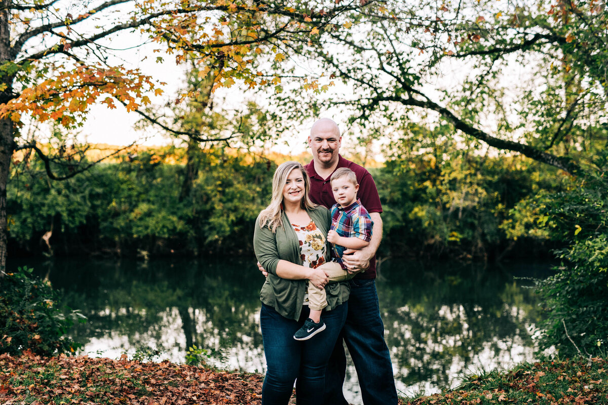 Knoxville & Smoky Mountain Wedding Photographer