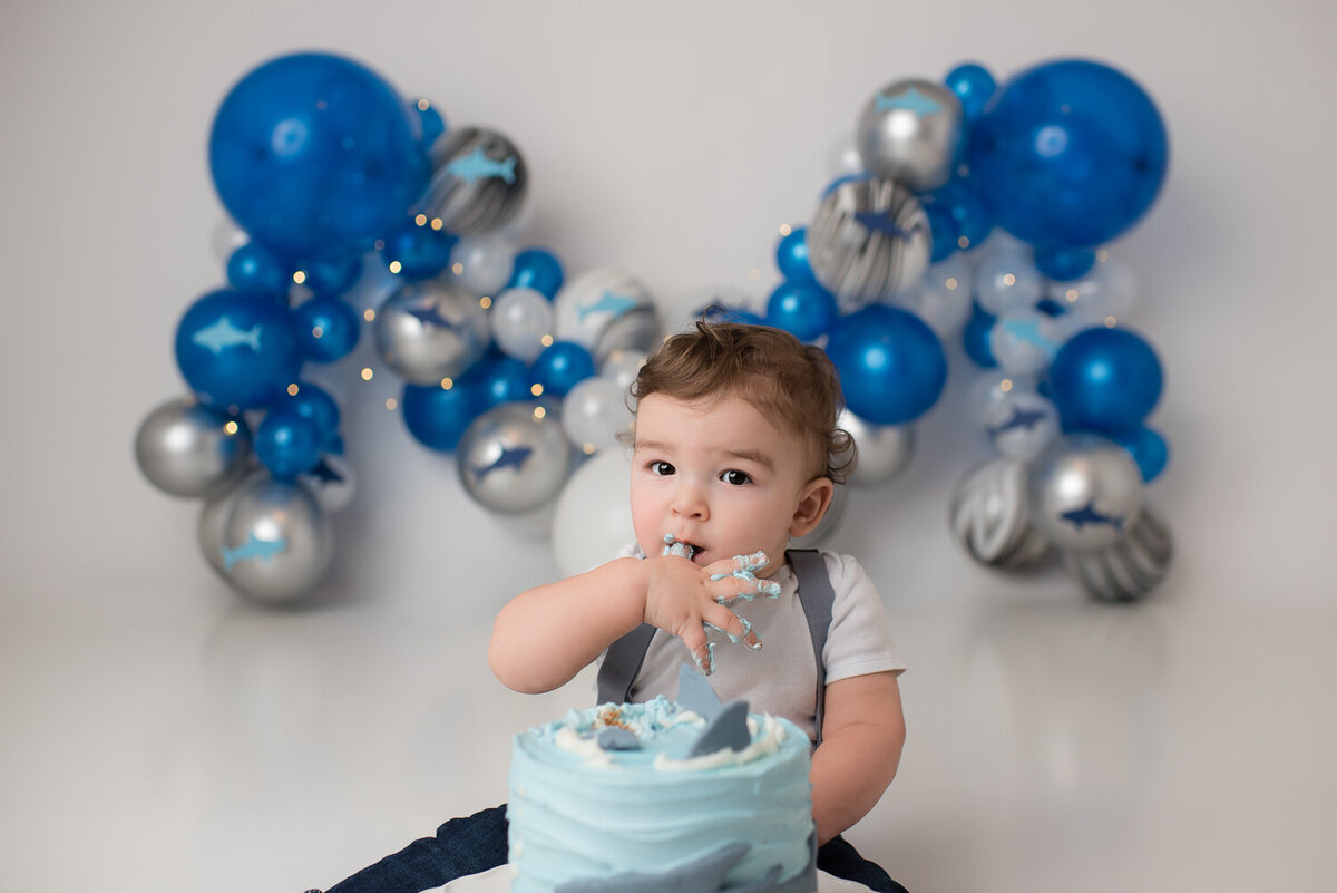 DFW Cake Smash Photographer | E Newton Photography