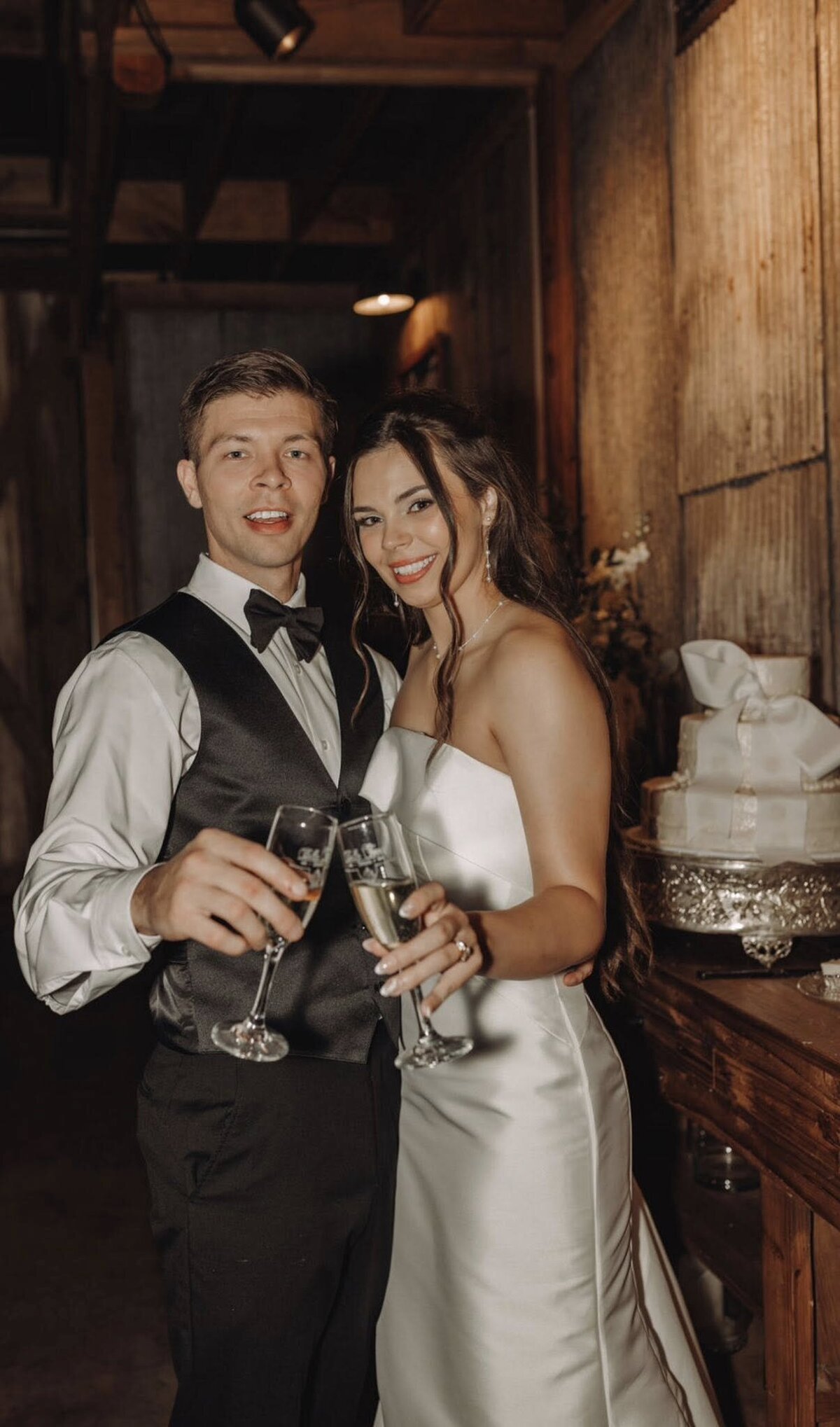 Luxury Bridal Boutique in Central, Arkansas | Vogue Veil