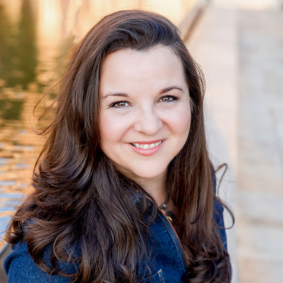 About Luxe Recess - Robin Hutson Virtuoso Travel Advisor