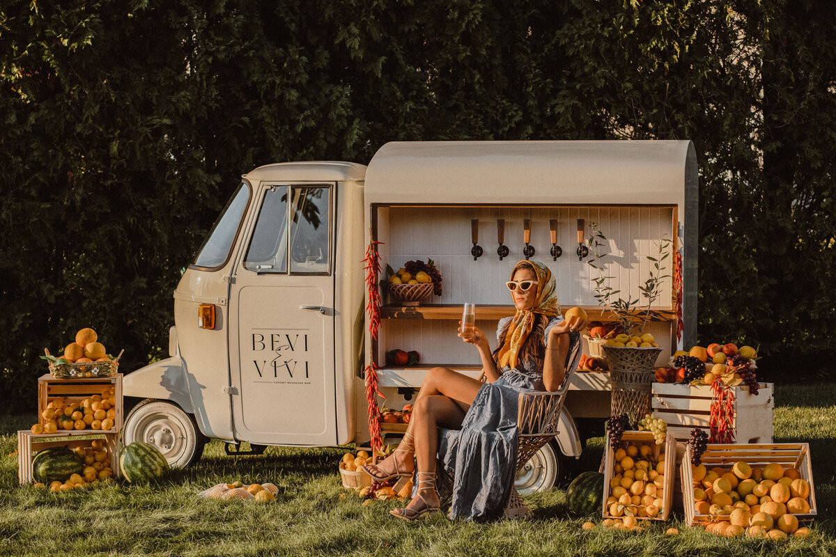 Mobile Beverage Bar serving Rhode Island and Beyond.