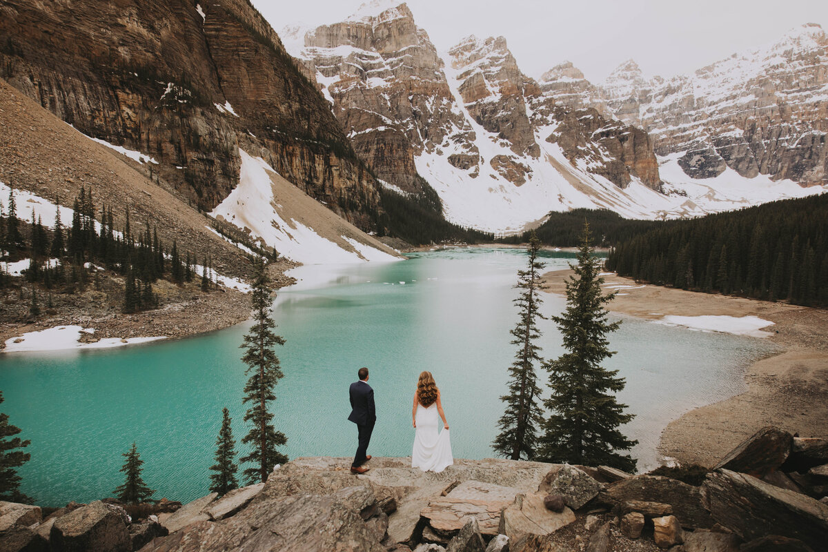 Elope in Moraine Lake | Rocky Mountain Elopements