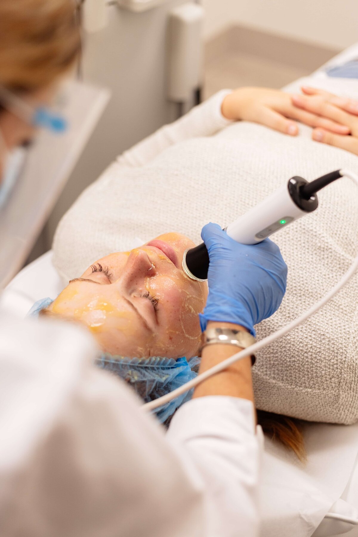 Oxygeneo Facial in Markham | Look Timeless