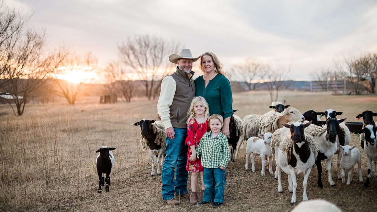 About Willow Creek Designs Shayna Thompson