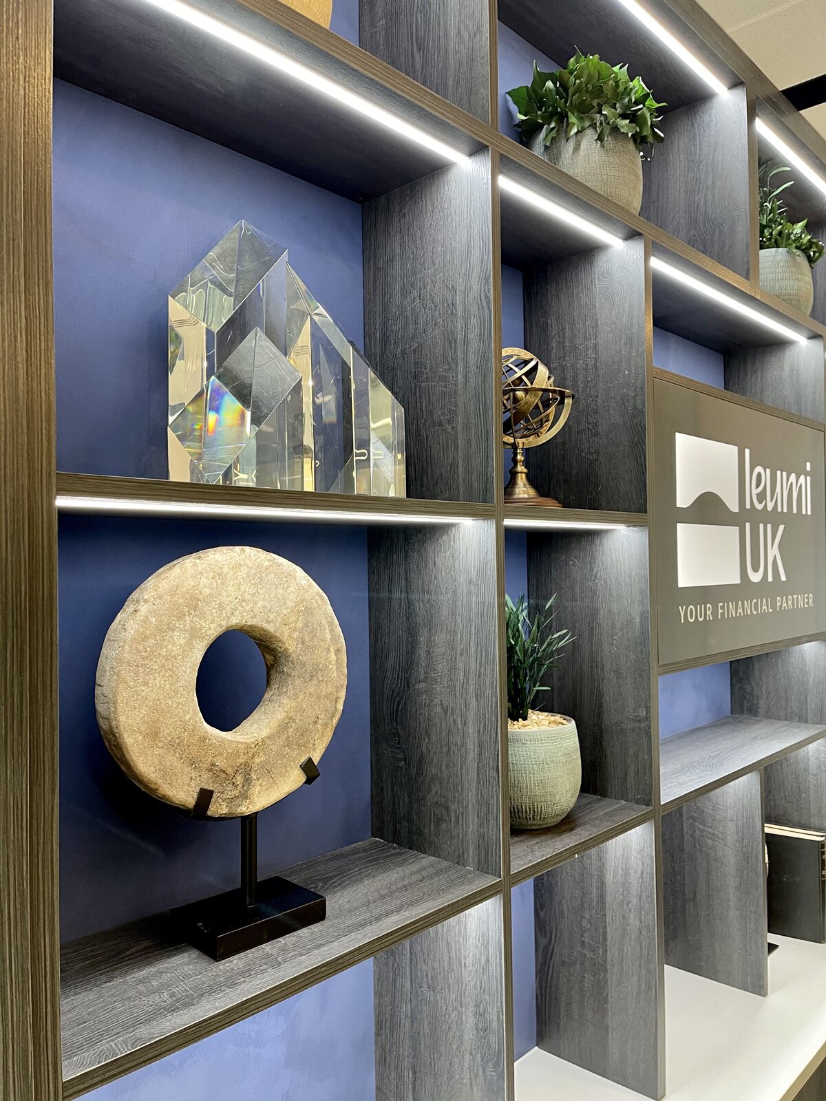 Leumi Bank | Art Concepts London