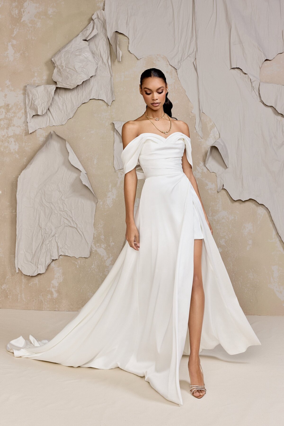 Justin Alexander Signature Gowns | White Lace & Butterflies