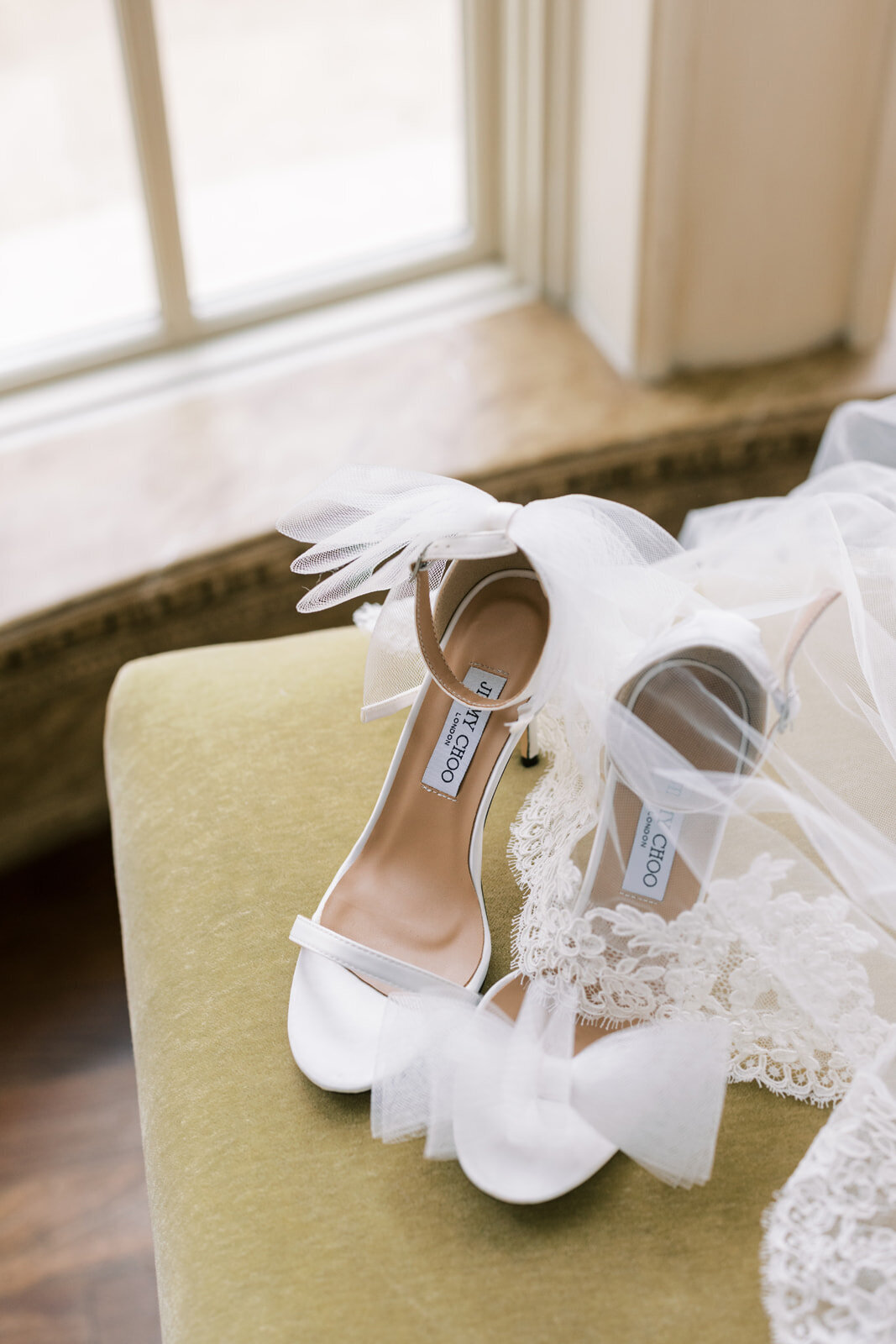 Andi Bravo - Tulsa Wedding Photography & Videography