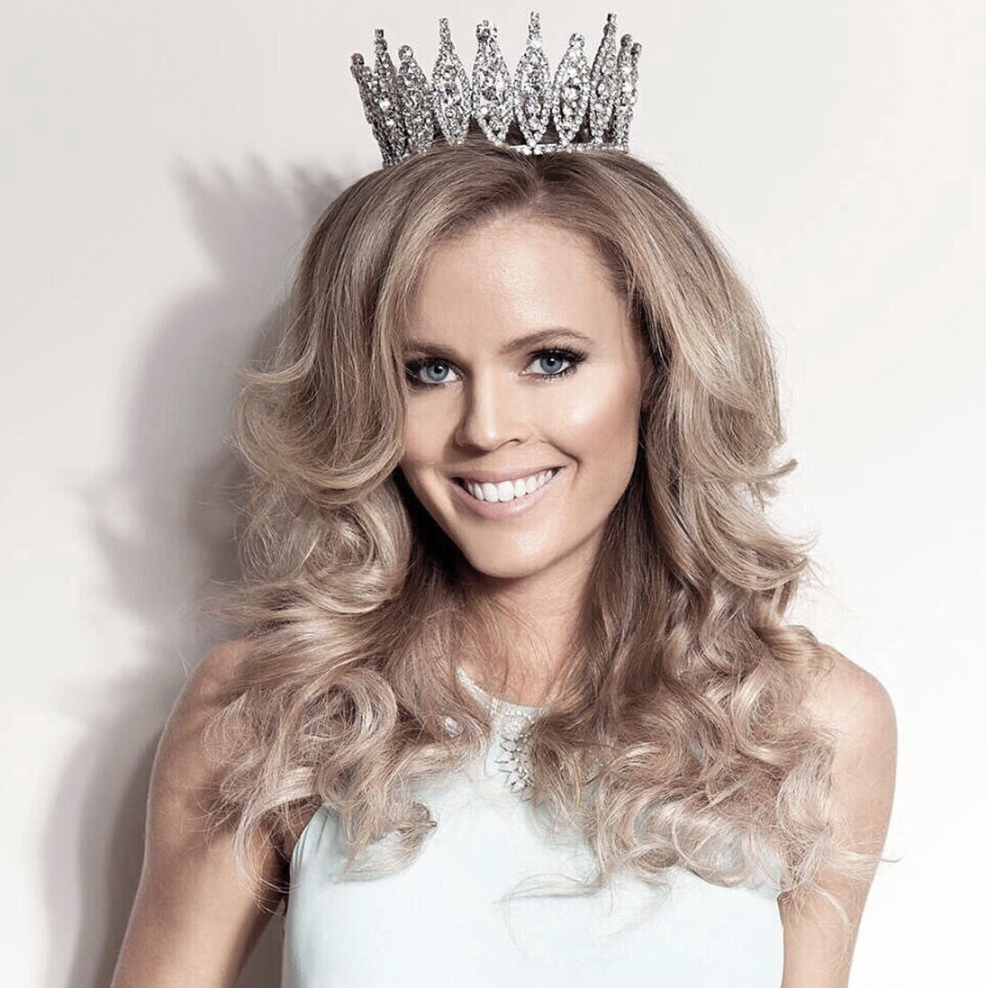 Pageant Coaching Online for Aspiring Models & Beauty Queens