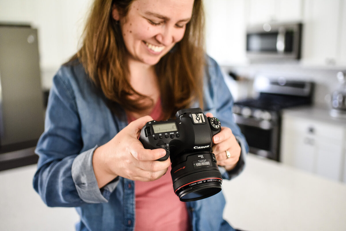 Meet Danielle | Clarendon Hills Brand Photographer | Brands by Danielle ...