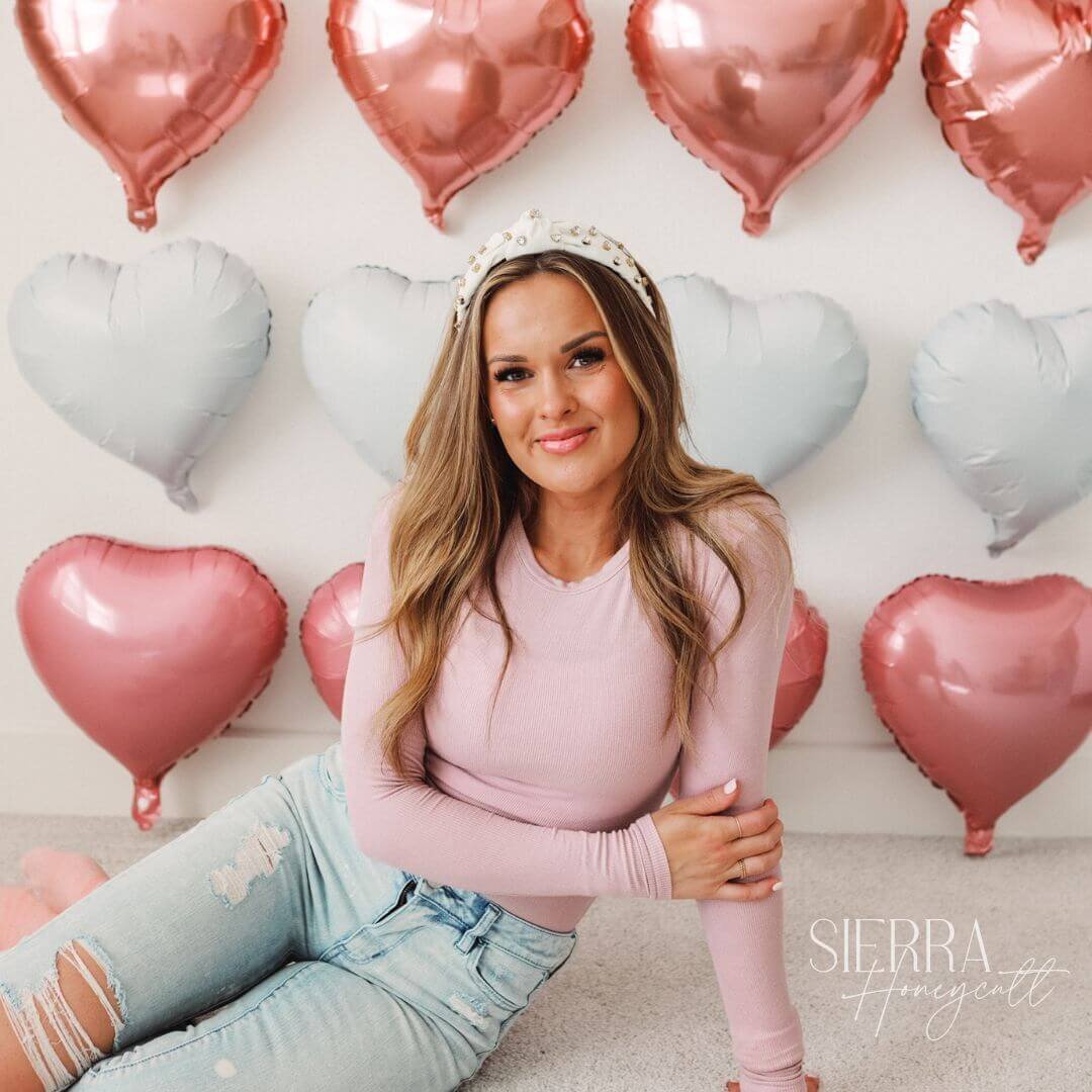 About - Sierra Honeycutt