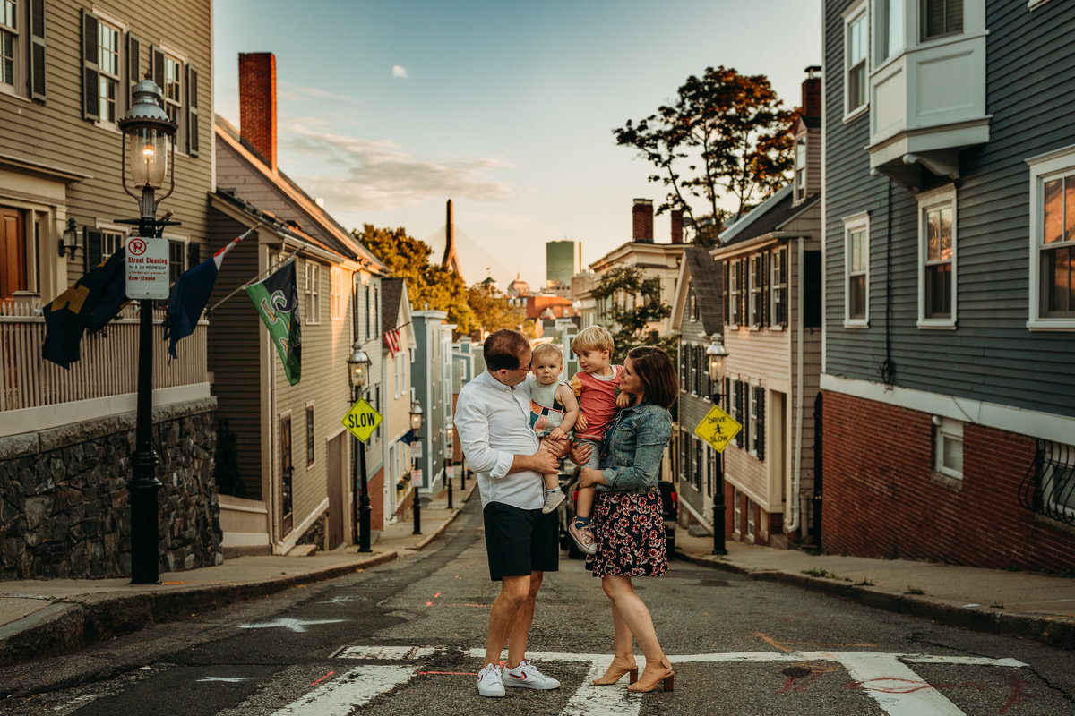 Boston Family and Newborn Photographer | Lyndsay Hannah