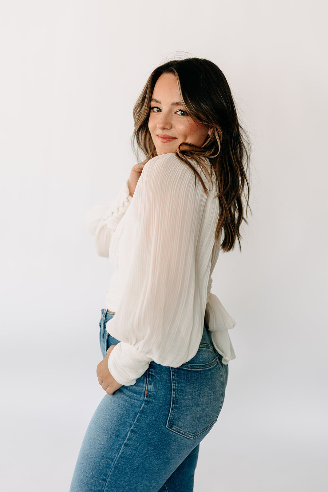 Isabelle O'Neil Beauty & Education