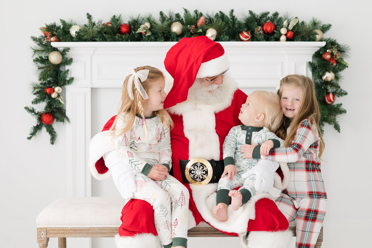 Santa Minis 2024 | Grace & Giggles Photography