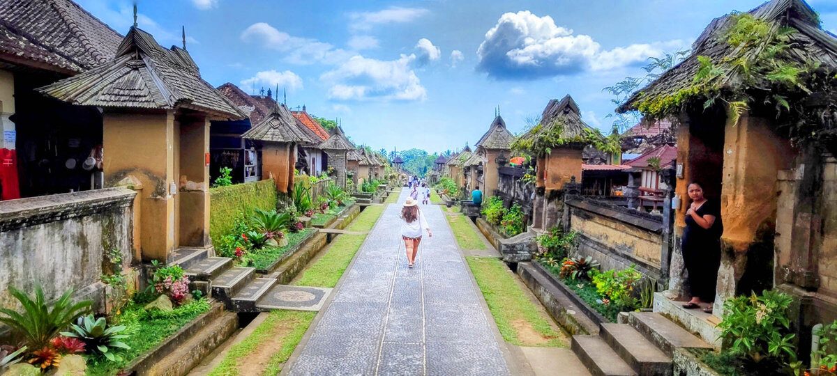 About Nancy Torres | The Aries Traveler