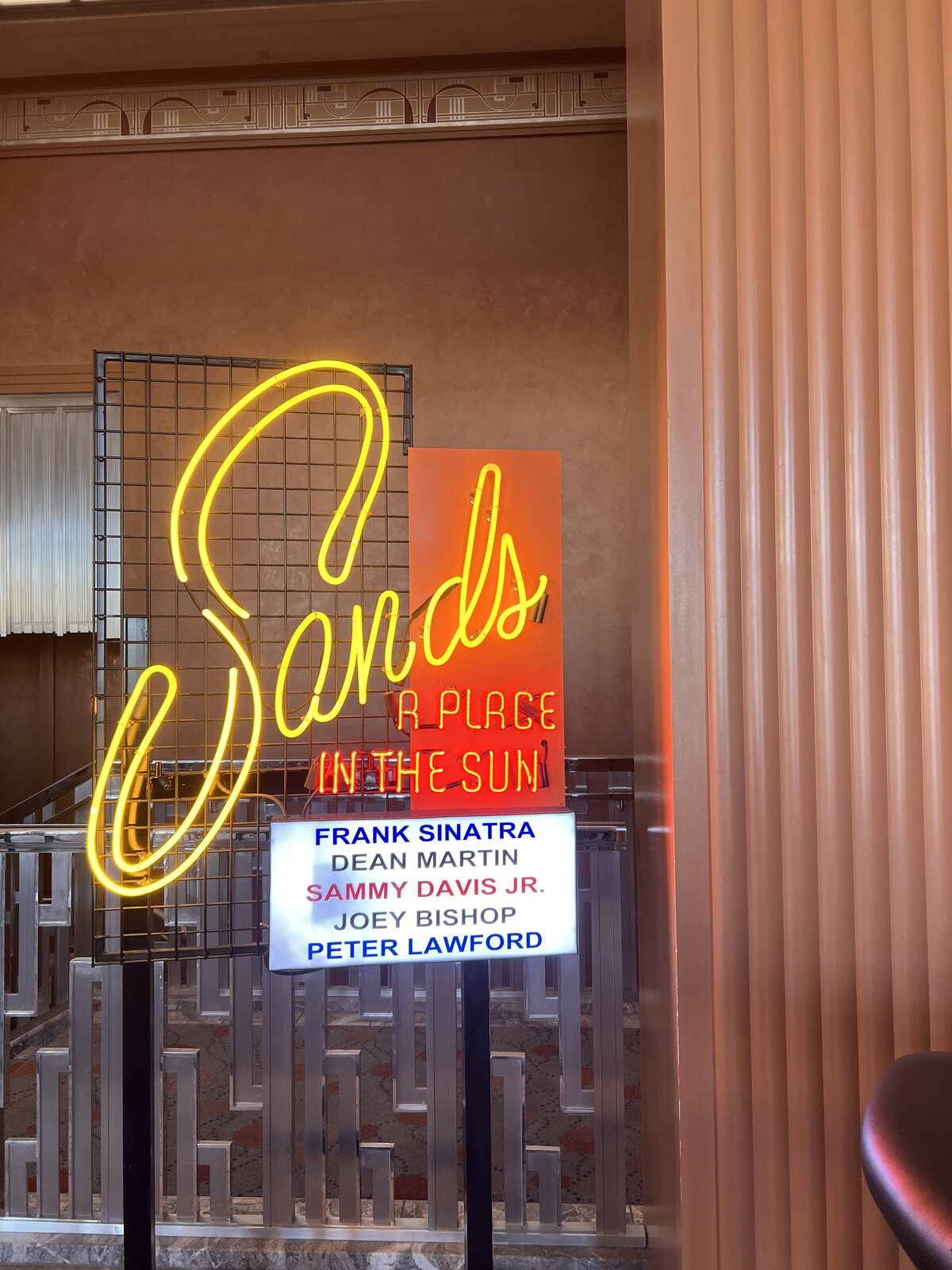 Las Vegas Neon Sign Rentals | Pricing and Information