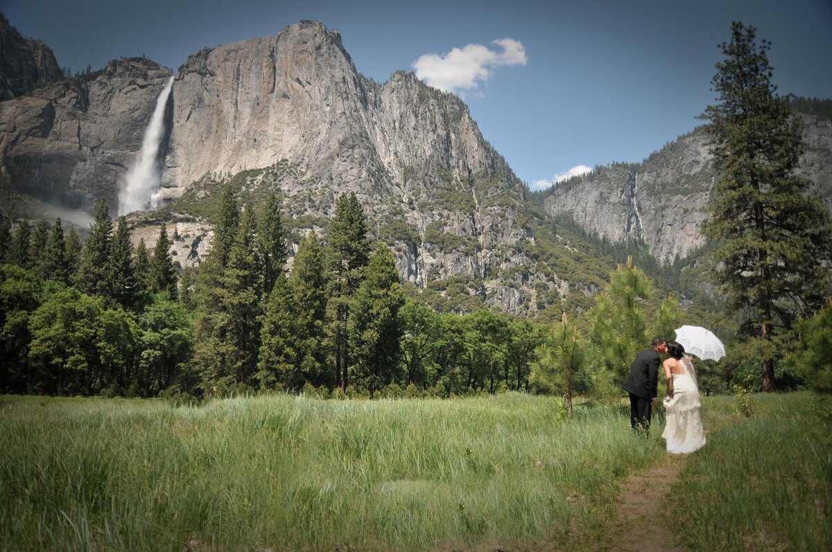 Sentinel Beach | Yosemite Elopement Photographer | Yosemite Love Stories
