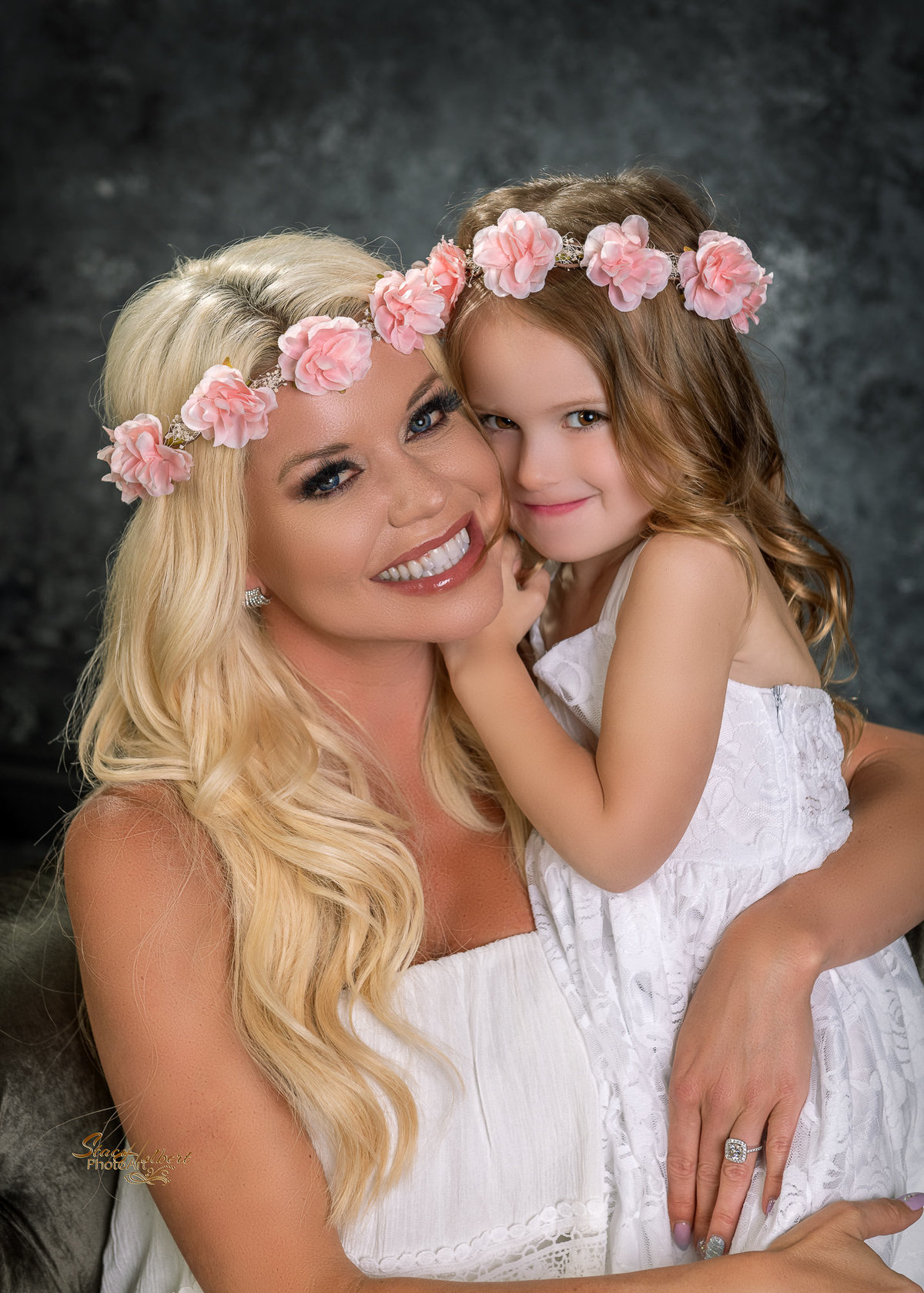 Portrait Photographer, Seniors & Family | Stacy Holbert PhotoArt