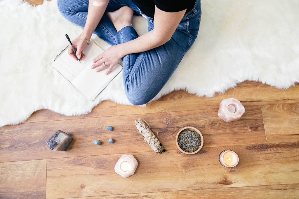 Online intuition course so you can do readings and healings.