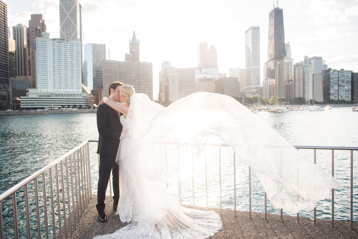 Chicago Wedding Photographer | Elizabeth Nord Photography