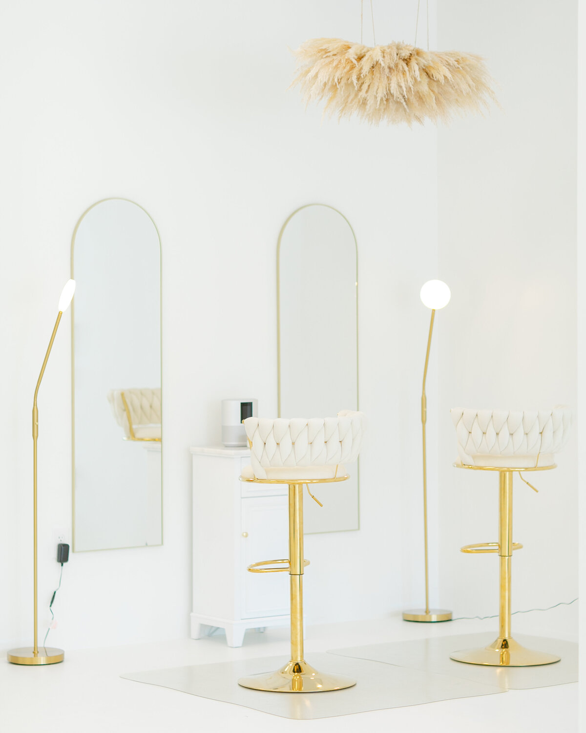 Jacksonville Florida Natural Light Full-Service Photo Studio