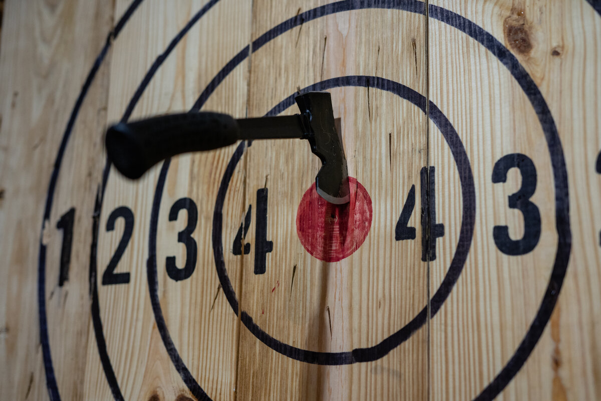 Axe Throwing in Orlando – Thrilling Group Activity