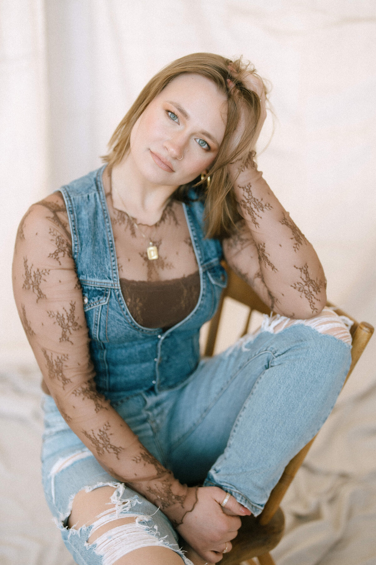 Get to know your photographer alittle bit about Ariana Allen