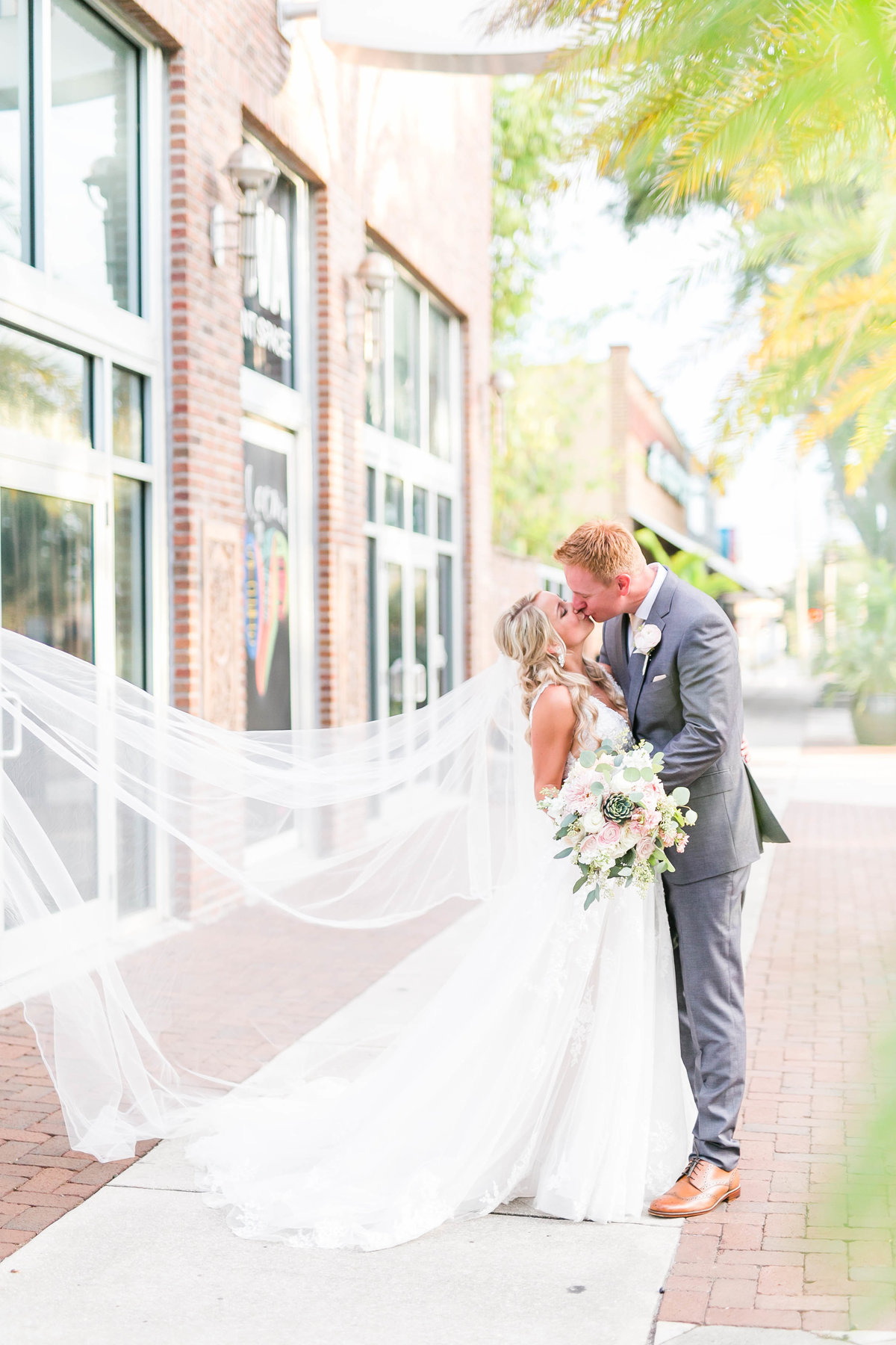 Home | Tampa Bay Area Wedding Photographer | Tiffany McClure