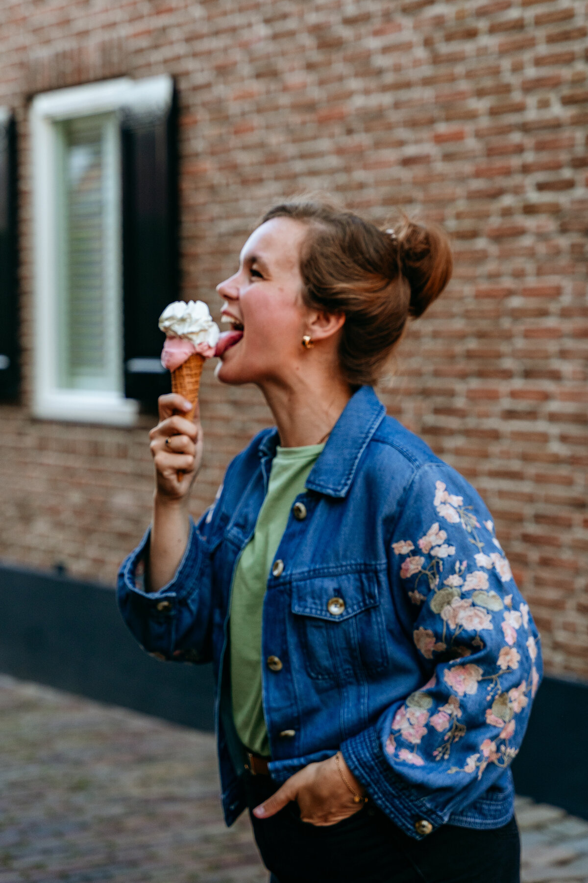 Over Trouwambtenaar Janneke | Liefde voor de Liefde