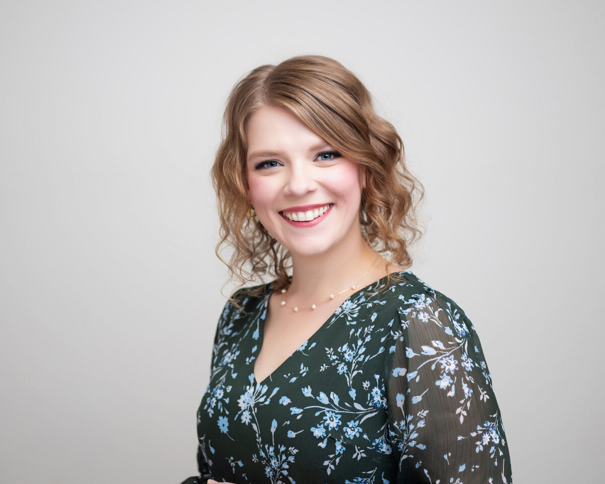 Kaitlyn Schiess | About