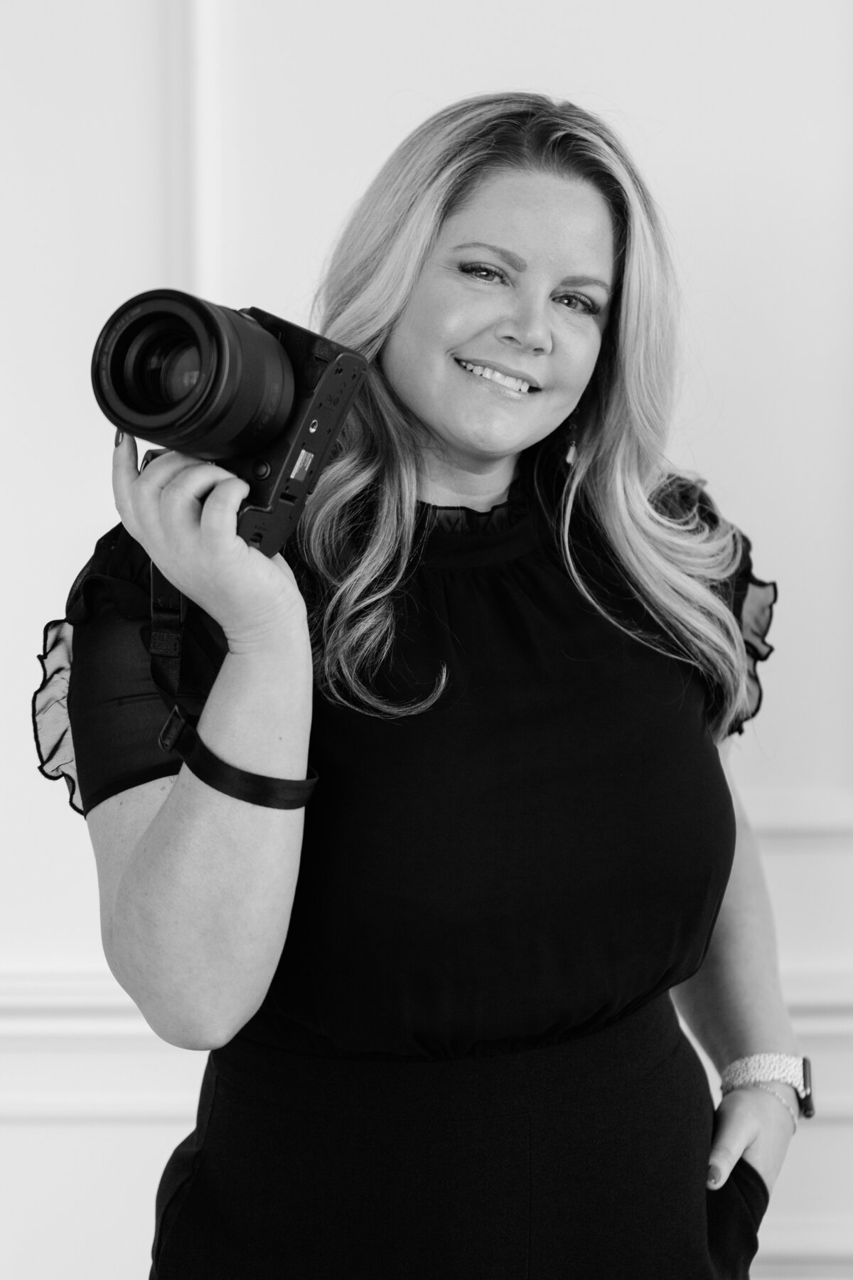 Meet Amber | Pittsburgh Wedding Photographer