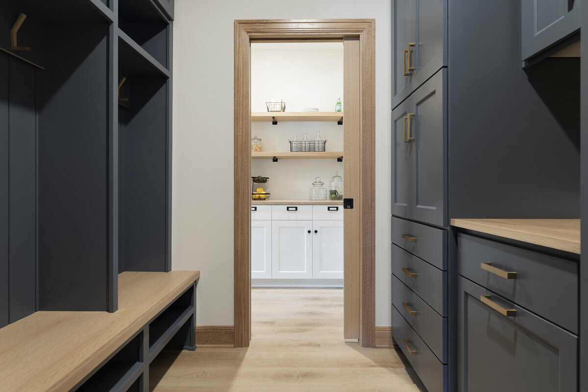 #MendotaModern | Alma Homes