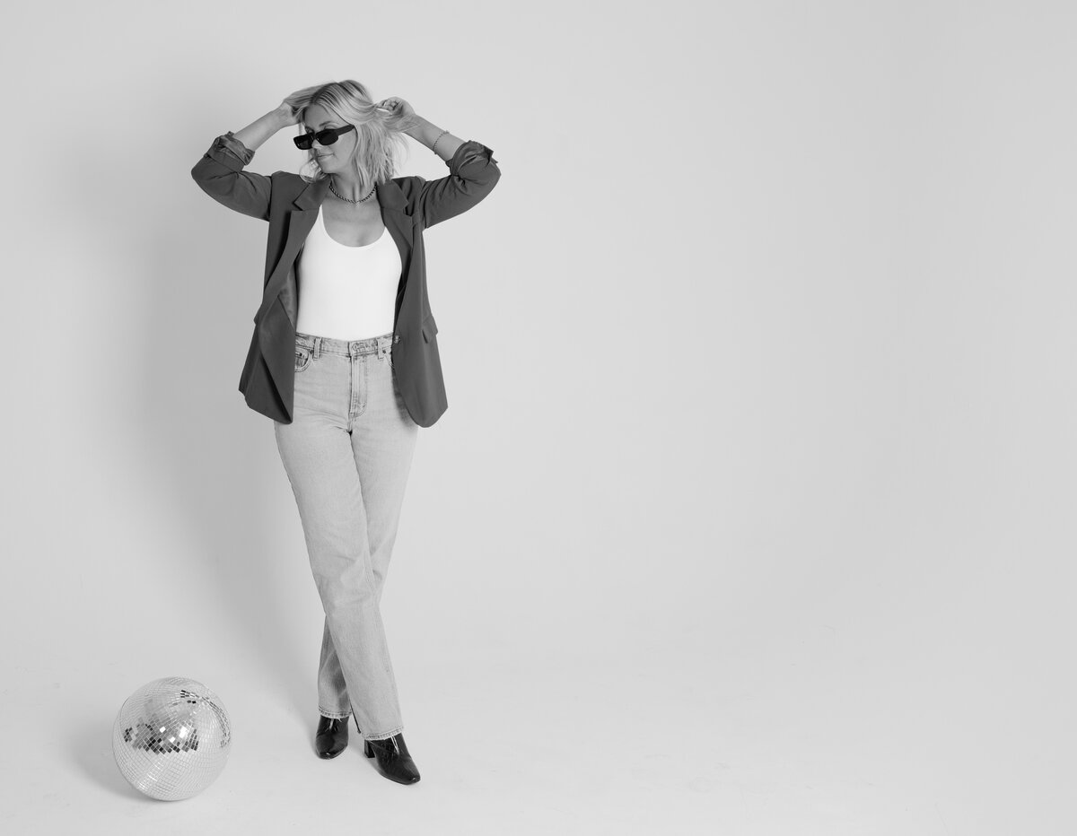 Buzz + Banter Studios | Showit Web + Brand Designer
