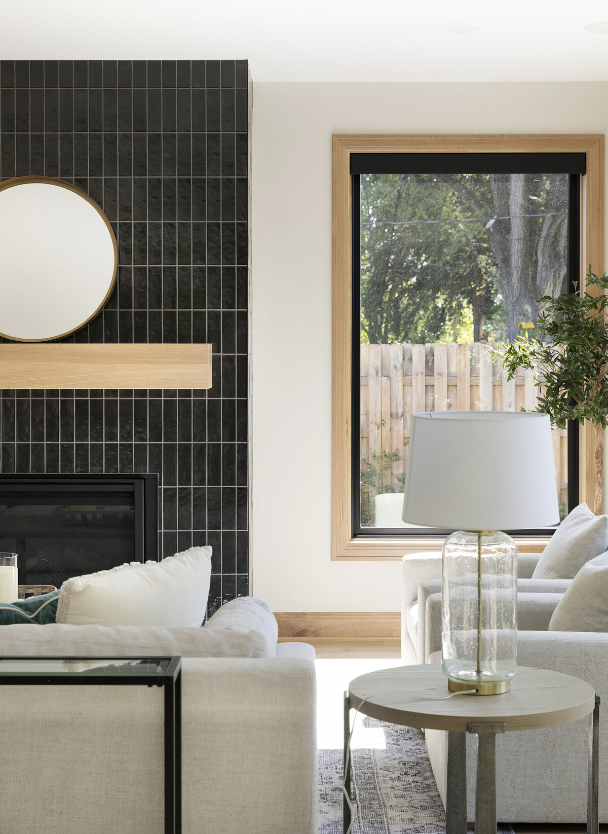 #MendotaModern | Alma Homes