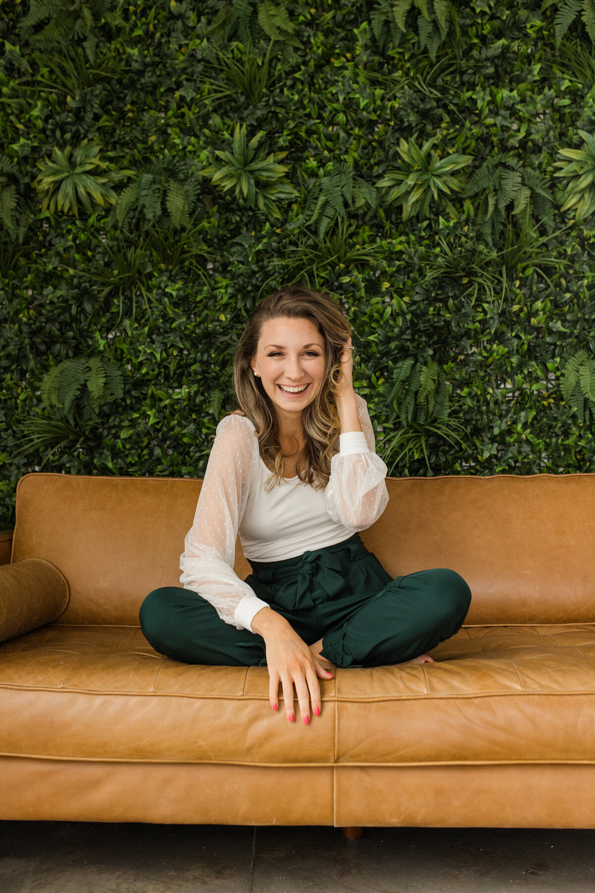 Cohost & Branding Extraordinaire | Meet Ali Rae