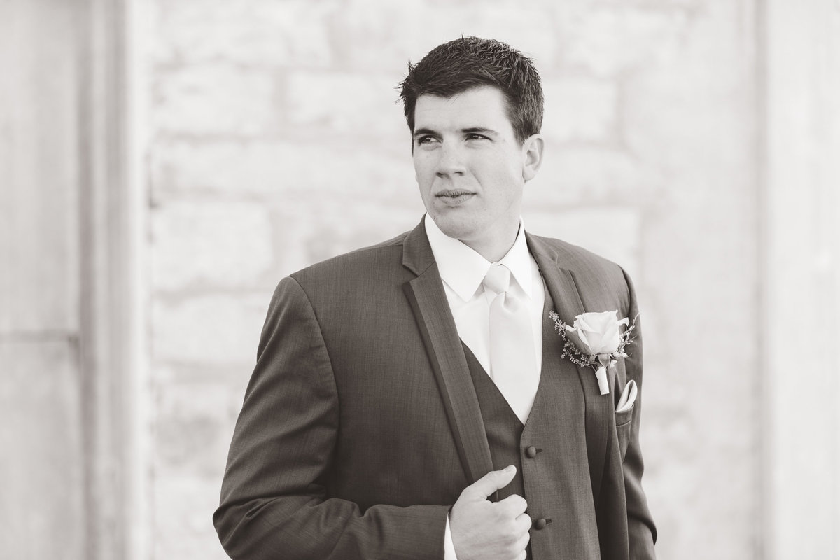 Springfield and Midwest Wedding Photographer