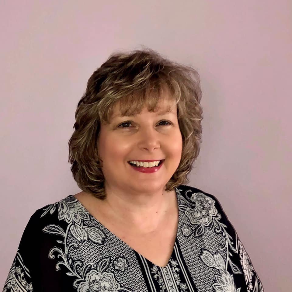 Michelle Diercks| Author, Speaker, Peace in His Presence Podcast