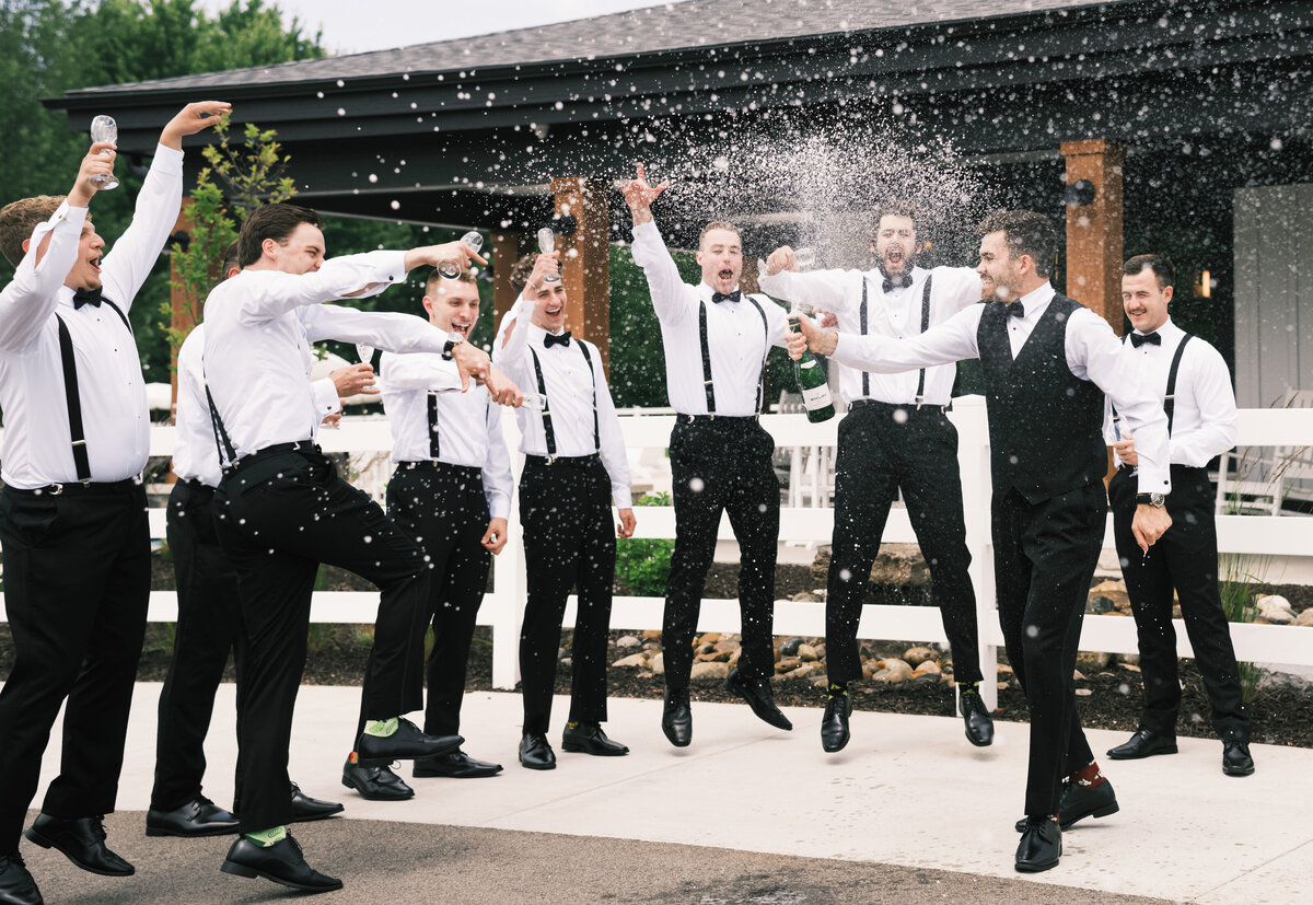 Kelly Jo Photography | Wedding Photography Portfolio