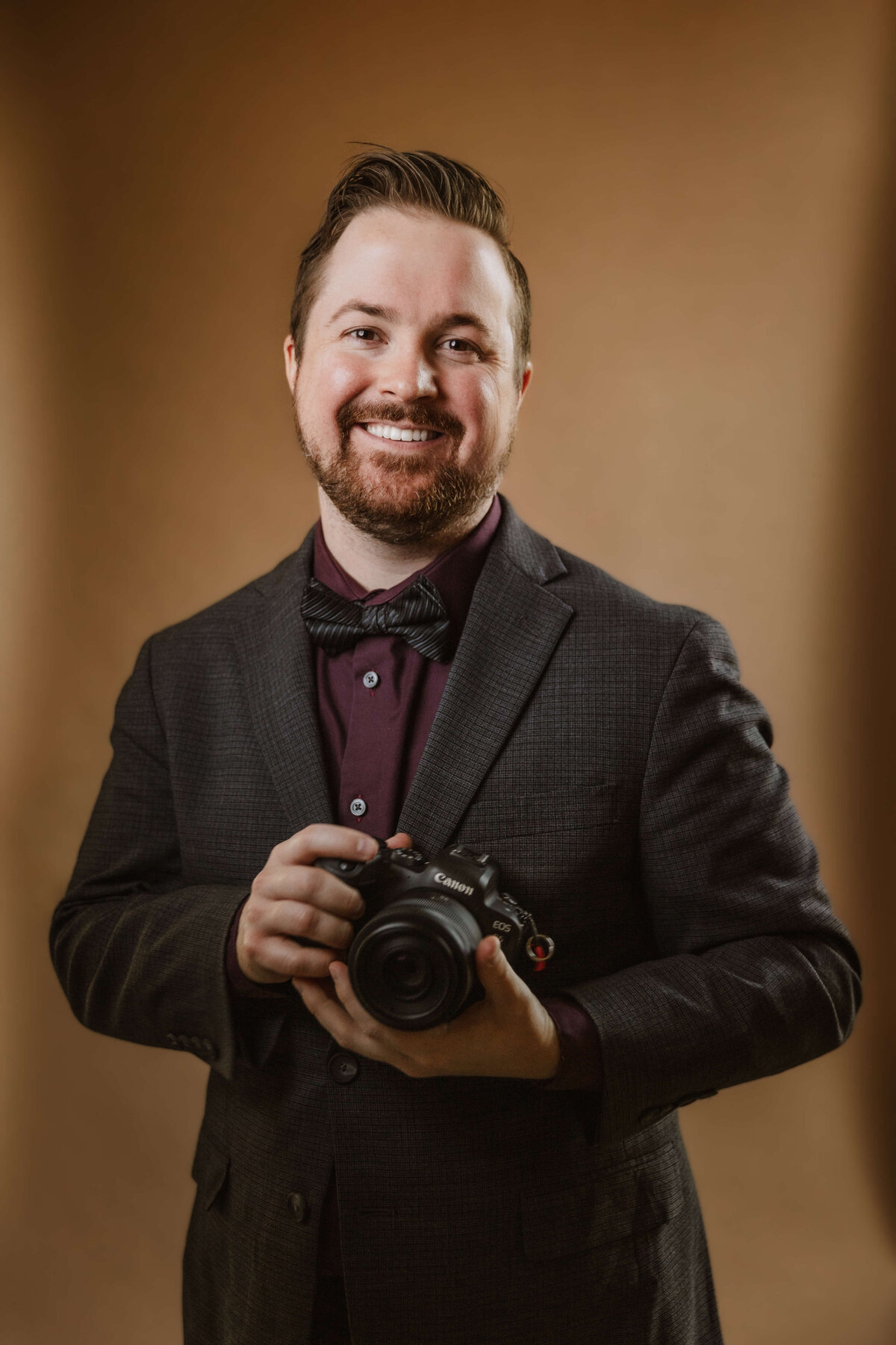 About - Wedding Photographer in Upstate New York