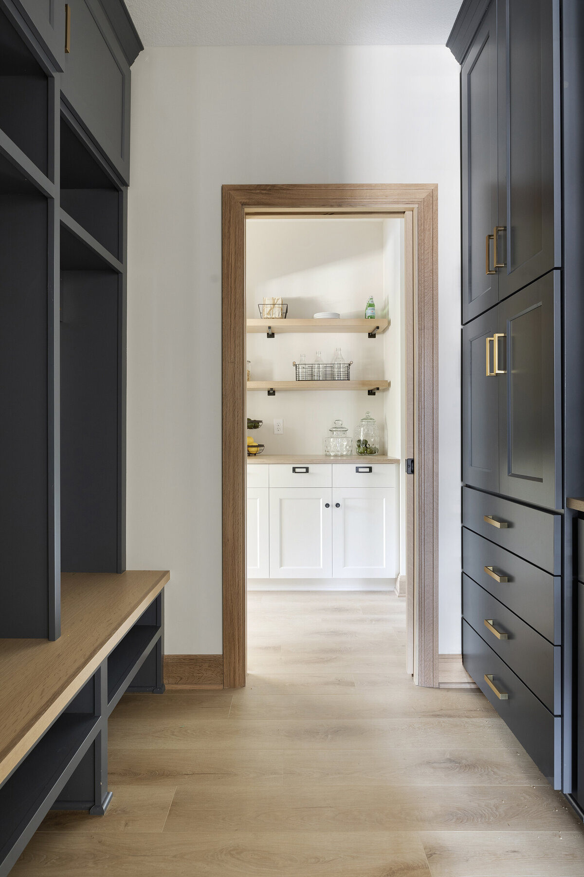 #MendotaModern | Alma Homes